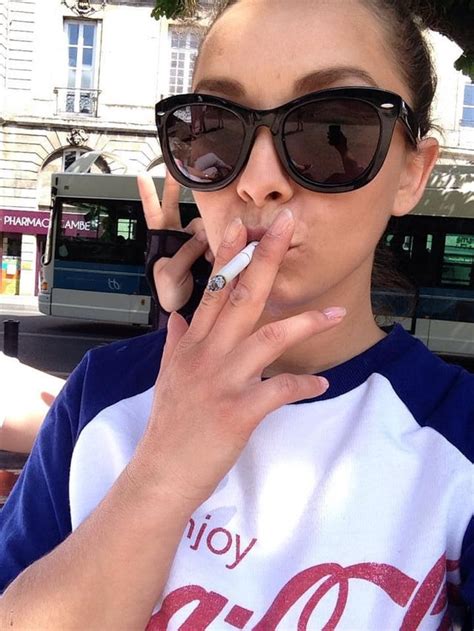 Liza Del Sierra Rprettyfamoussmokers