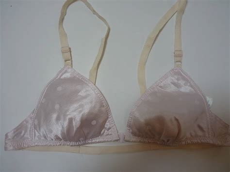 【未使用】長期在庫未使用 昭和 レトロ オカリナ B75 フロントホックブラジャー ジュニア 国産品（検）当時物 ツルツル ピカピカ 三角 の