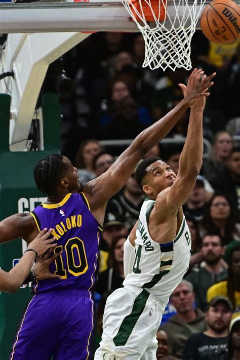 Four Bucks Exceed 20 Points In Win Over Slumping Lakers Reuters