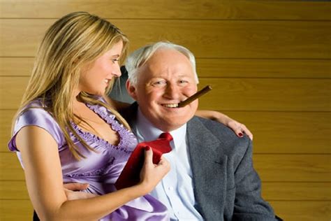 Sugar Daddy” Y Sugar Mommy” El Dulce Fenómeno De Dinero Y Placer