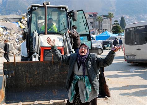 Mortes no terremoto da Turquia e da Síria passam de 23 mil e