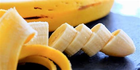 Can You Refrigerate Bananas Best Banana Storage Containers Pantry Tips