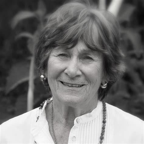 Fallon Loves Instagram Twitter And Facebook On Idcrawl