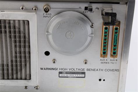 Hp 141t Display With 8555a 8552b Spectrum Analyzer Sections As Is Ntc Tech