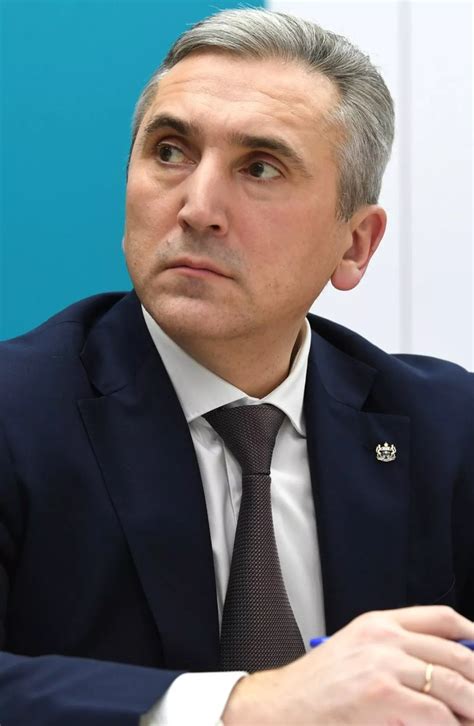 12 Facts About Aleksandr Moor Factsnippet