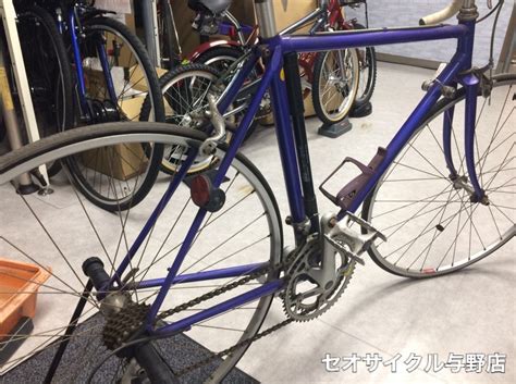 古いクロモリロードを現代ストリート風にカスタム・・・の予定♪ セオサイクル与野店