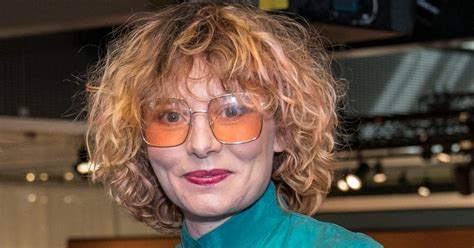 Annika Aakjær Køber Bolig Med Kendt Komiker Kæreste Billed Bladet