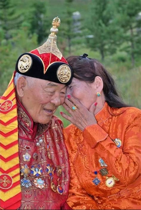 Taiz Mn Аваргын яриа Энэ орчлон ертөнцийн ямар хүн Facebook