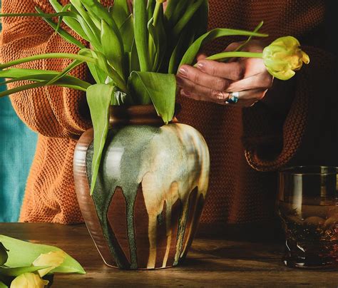 Robert Maxwell Pottery And Ceramics Craft Usa Lollygag