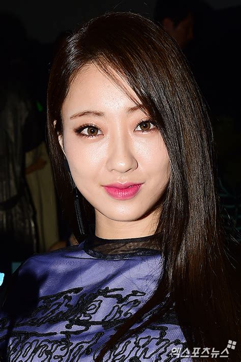 나인뮤지스 경리 꽃보다 아름다워 포토