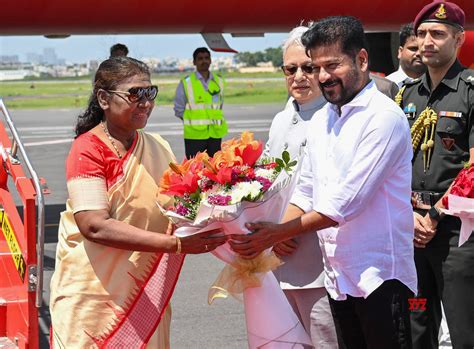 Hyderabad President Draupadi Murmu Arrives At Begumpet Airport