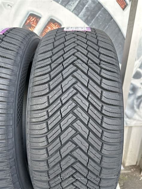 4x NEUE Nexen Ganzjahresreifen 225 55 R17 101W inklusive Montage in ...