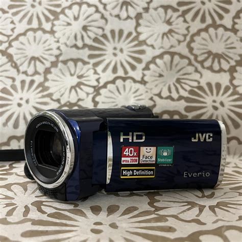 Jvc Everio Camcorder Comes With Battery Camera Depop
