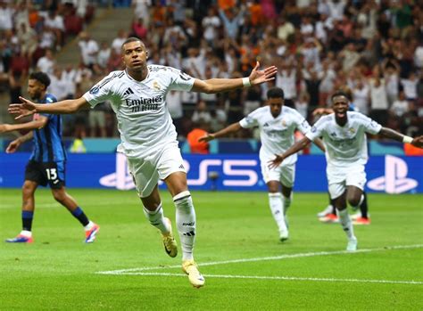 ريال مدريد سوبر أوروبا ومبابي يتوج بأول الألقاب مع الملكي فيديو
