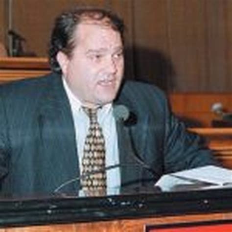 Kalendari Historik Nga Vdekja E Aleksandër Fleming Te Lindja E Azem Hajdarit Globi