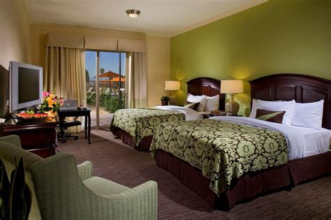 Ayres Hotel Chino Hills Double Queen Room Hotel Chino Hills
