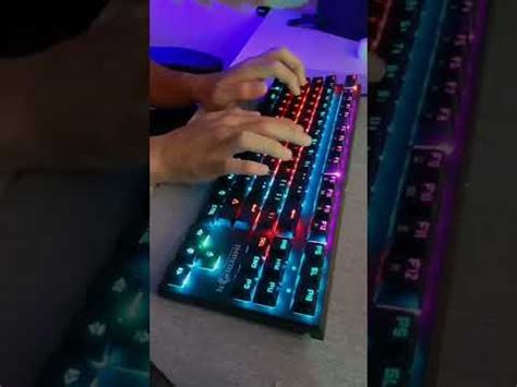 ngetik 11 jari di keyboard mahal & berisik banget. - YouTube
