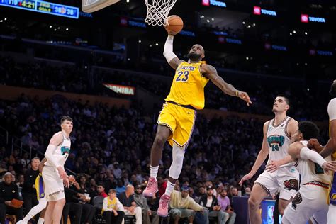 다음달 만 40세 르브론 제임스 Nba 최고령 3경기 연속 트리플 더블