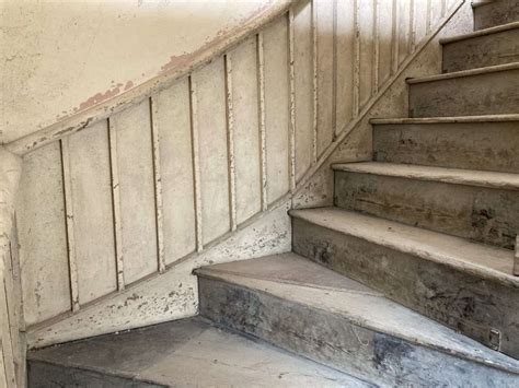 Upper Floors Mansion Tours Aberglasney Gardens