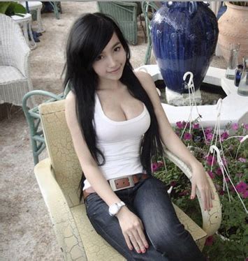 Sexy Asia Babes Elly Tran Ha