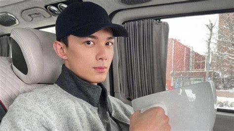 5 Potret Leo Wu Lei Bintang Drama China Amidst A Snowstorm Of Love