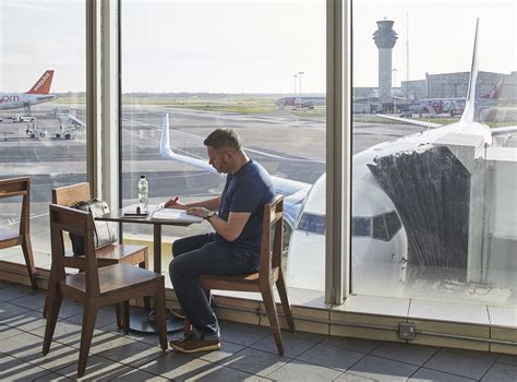 Manchester Airport Named The Uks Worst Airport In Which Survey