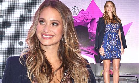 Sports Illustrated Model Hannah Davis At A Fashion Show In Mexico