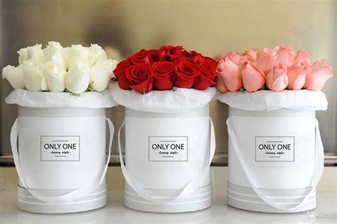 букет цветов в шляпной коробке купить букет из конфет Flowers Bouquet Flower Box T