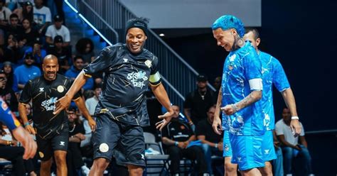 Cómo Nació La Amistad De Blessd Con Ronaldinho La Historia De La