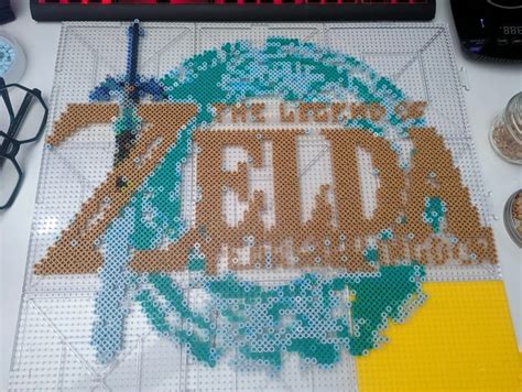 Logo De Zelda Totk En Pixel Art Avec Des Billes Perler Art Universe