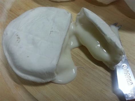 둘러앉은밥상 까망베르 치즈 카망베르 Camembert 치즈 예약을시작합니다 까망베르