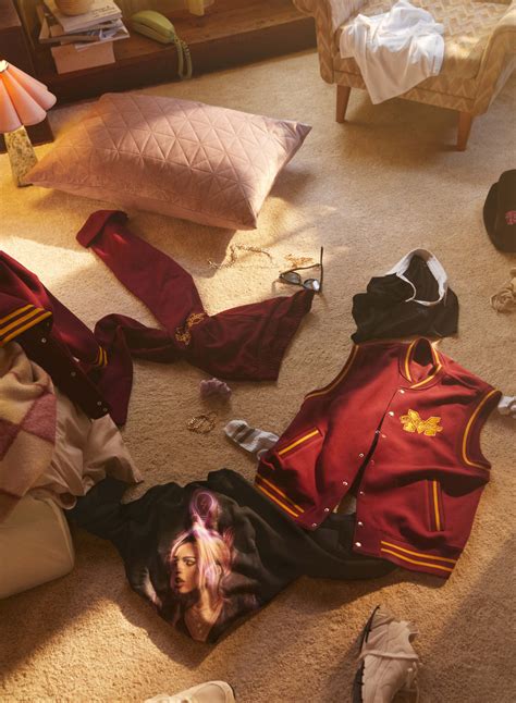 Hm X Netflix Sex Education Frida Marklund