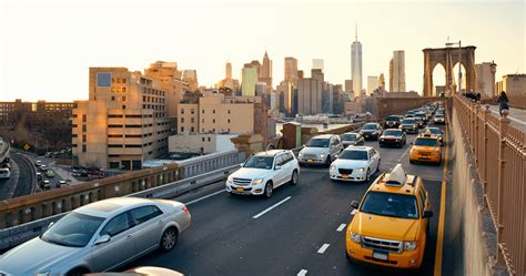 Understanding Peak And Off Peak Traffic Times Destilux Travel