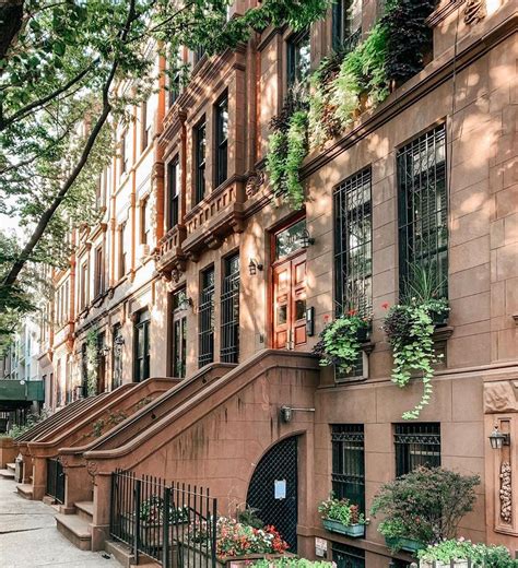 Pin By Kushana On Show Me The Way Brownstone Uptown Girl Upper West