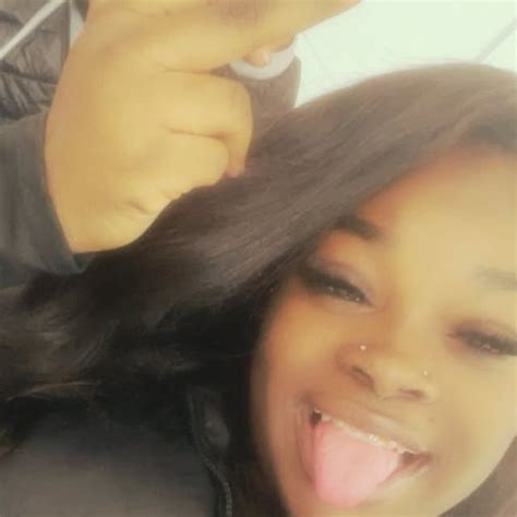 Unavailableee721 Threads Say More