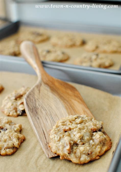 Oatmeal Raisin Pecan Cookies Mmm Good Town And Country Living