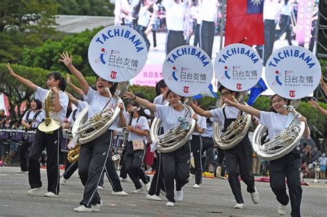 【圖輯】國慶預演搶先看！「橘色惡魔」活潑亮眼 At3雷虎衝場
