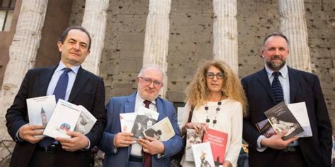 I 12 Libri Finalisti Del Premio Strega 2018