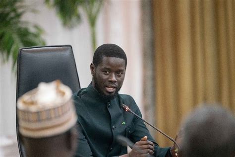 Sénégal Ancien Détenu Le Président Diomaye Faye Sattaque Aux