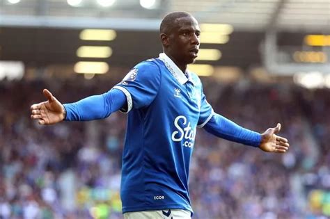 Everton Make Abdoulaye Doucoure Highest Paid Player As Bumper New