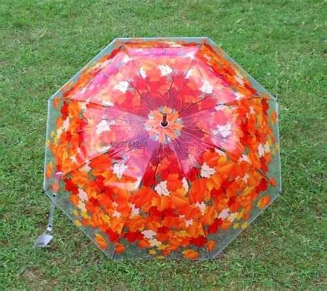 Чадър есенни листа Аксесоари София Грабващ очите чадър с есенен мотив Размери 94 5 с