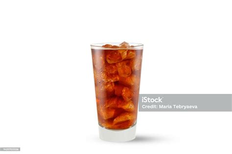 아이스 콜라 커피 차 한 잔 클리핑 경로가있는 흰색 배경에 고립 된 얼음이있는 콜드 필터 아메리카노 커피 아이스 티에 대한 스톡 사진 및 기타 이미지 Istock