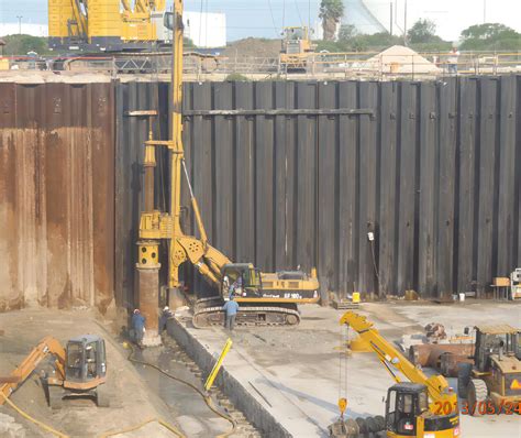 Graving Dock Secant Pile Wall A H Beck Foundation Company