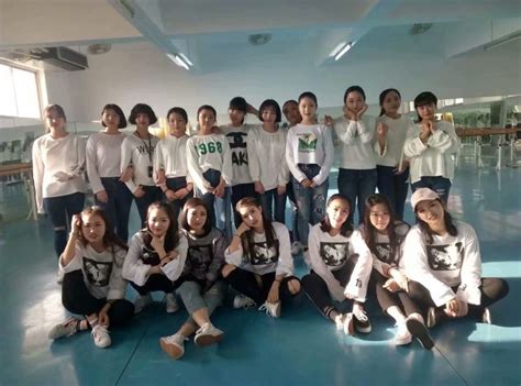 舞蹈社 学生管理 常德女子外语学校