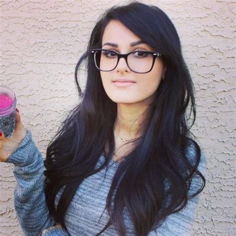 Pin tillagd av J M på Gorgeous In Glasses