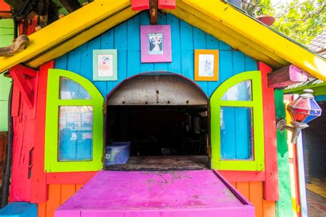 Solve Bali Jigsaw Puzzle Online With 70 Pieces