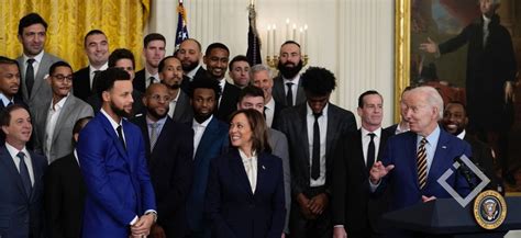 ამერიკის პრეზიდენტმა თეთრ სახლში გოლდენ სტეიტს და ზაზა ფაჩულიას უმასპინძლა Adjara Tv