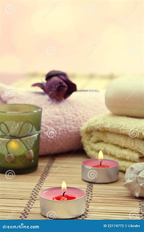 Wellness E Conceito Dos Termas Velas Foto De Stock Imagem De Conceito Relaxante