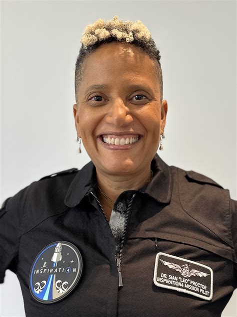 Dr Sian Proctor Voyager