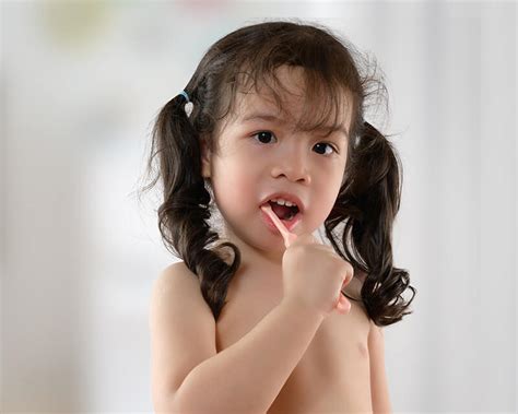 Cuidados os dentinhos Blog Pé Pé
